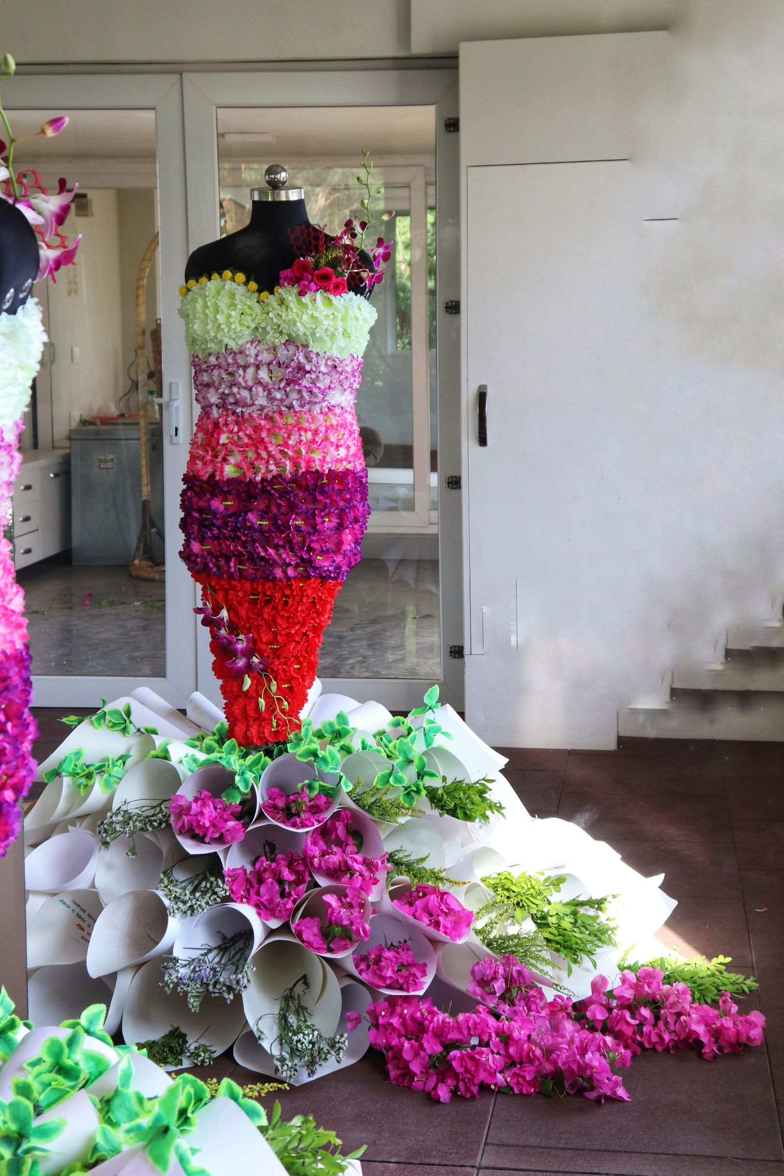 Garden Party Flower Dress Centerpiece : 5 Steps - Instructables