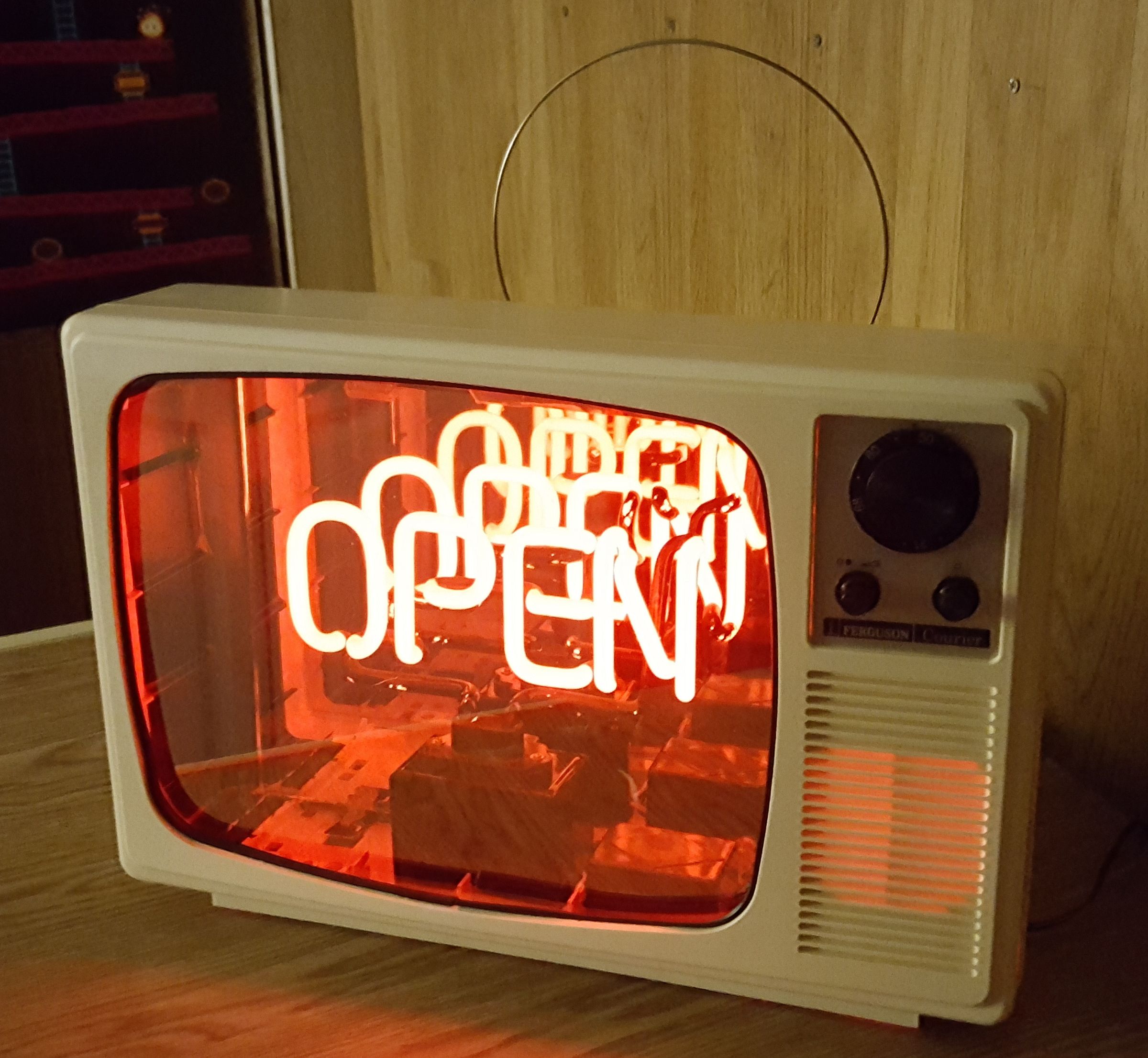 1970s Neon Infinity Television : 7 Steps (with Pictures) - Instructables