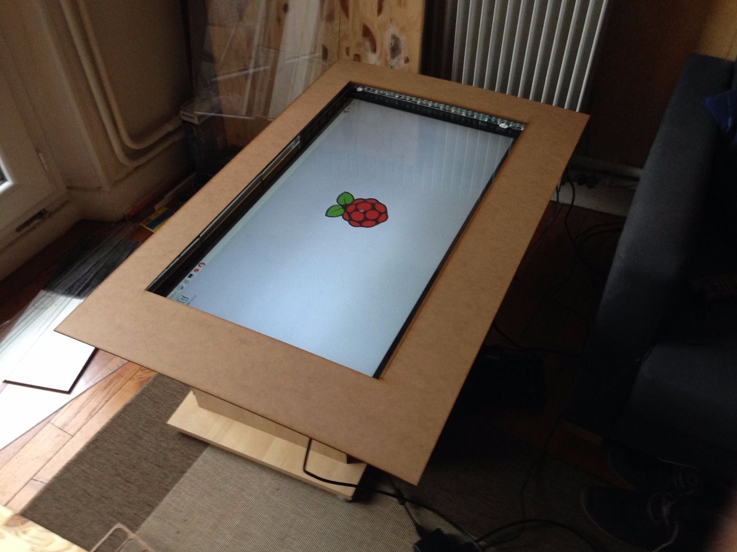 Touch Screen Coffee Table DIY With 32" TV and Low Cost CCD Sensor : 18 ...