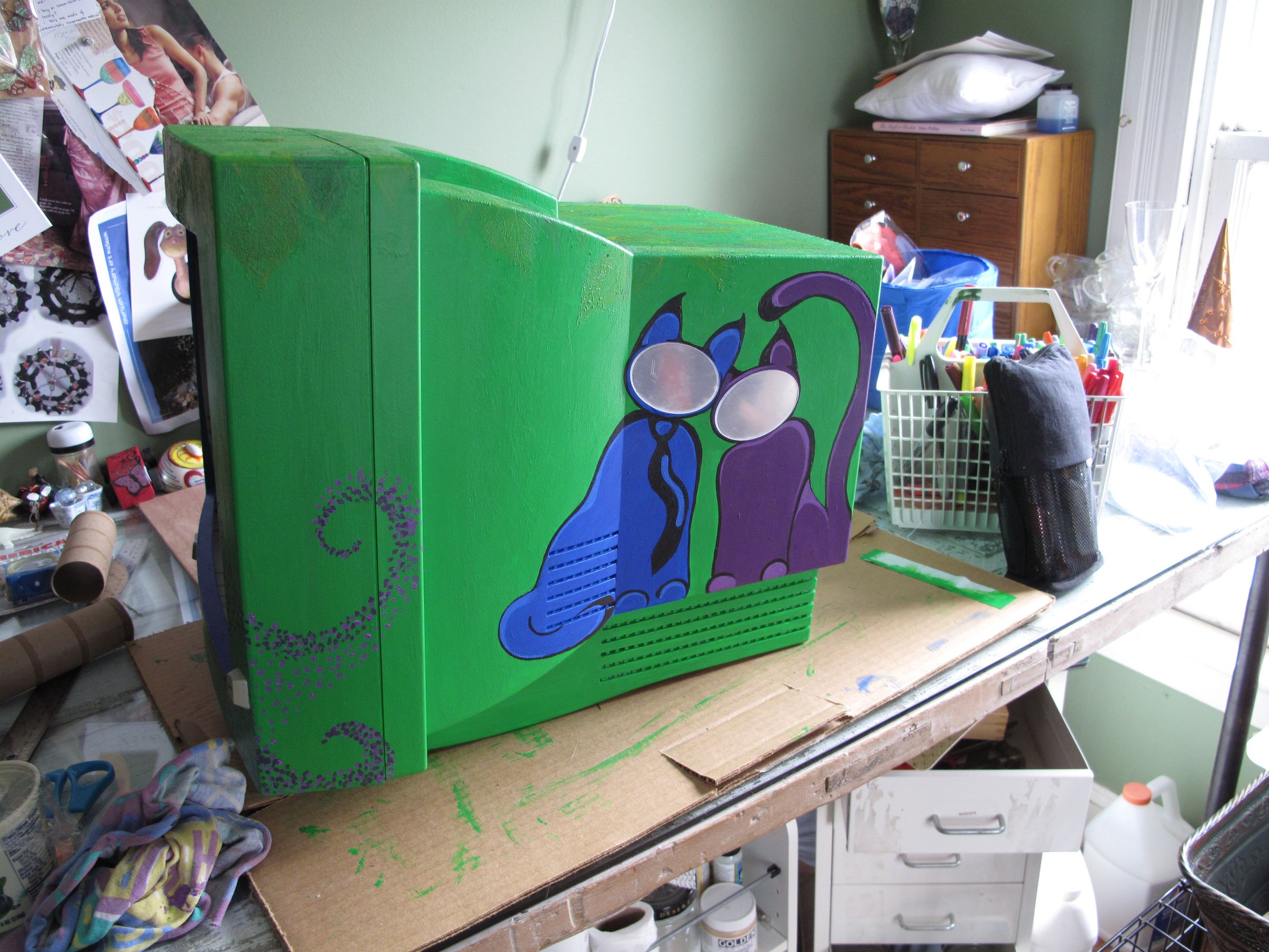 Make a Cat Bed From a Computer Monitor : 13 Steps (with Pictures ...