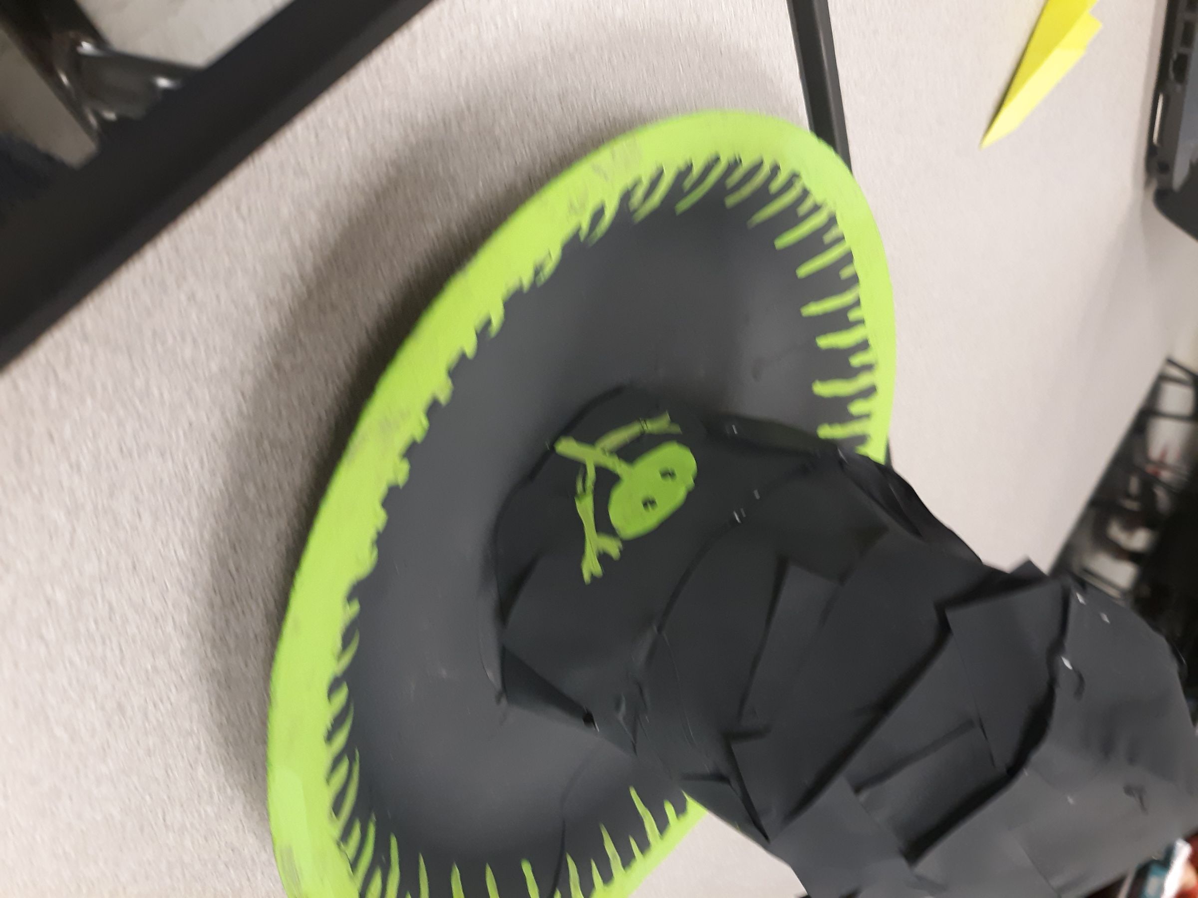 Paper Plate UFO Frisbee : 8 Steps - Instructables