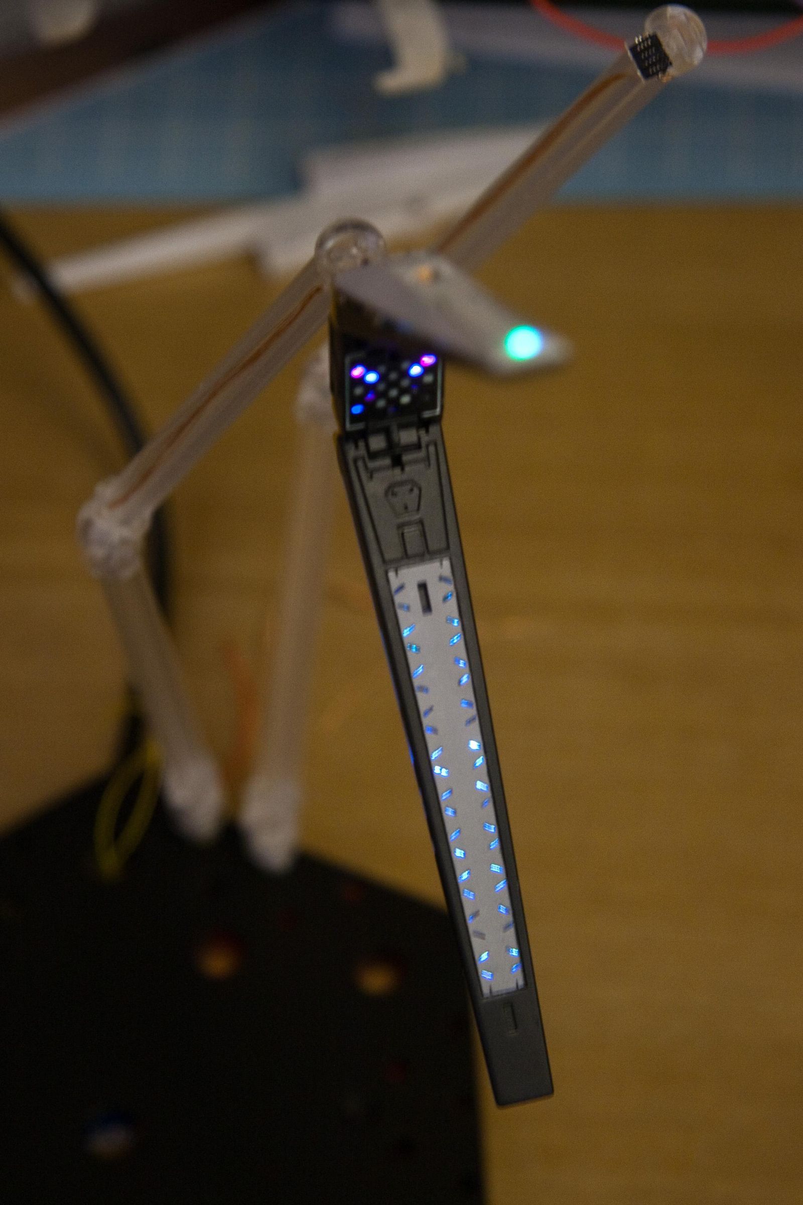 RG 1/144 Nu Gundam Rainbow LED : 7 Steps (with Pictures) - Instructables