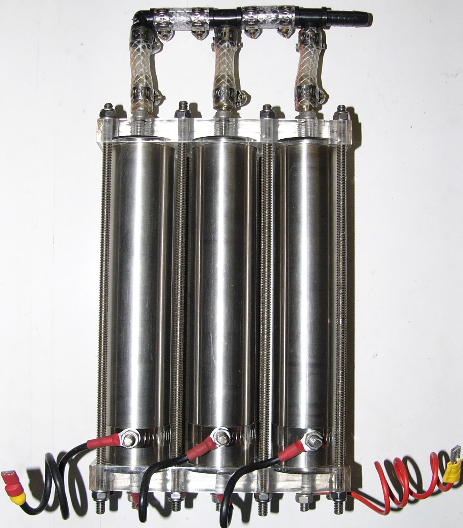 Hydroxy Gas Generator : 13 Steps - Instructables