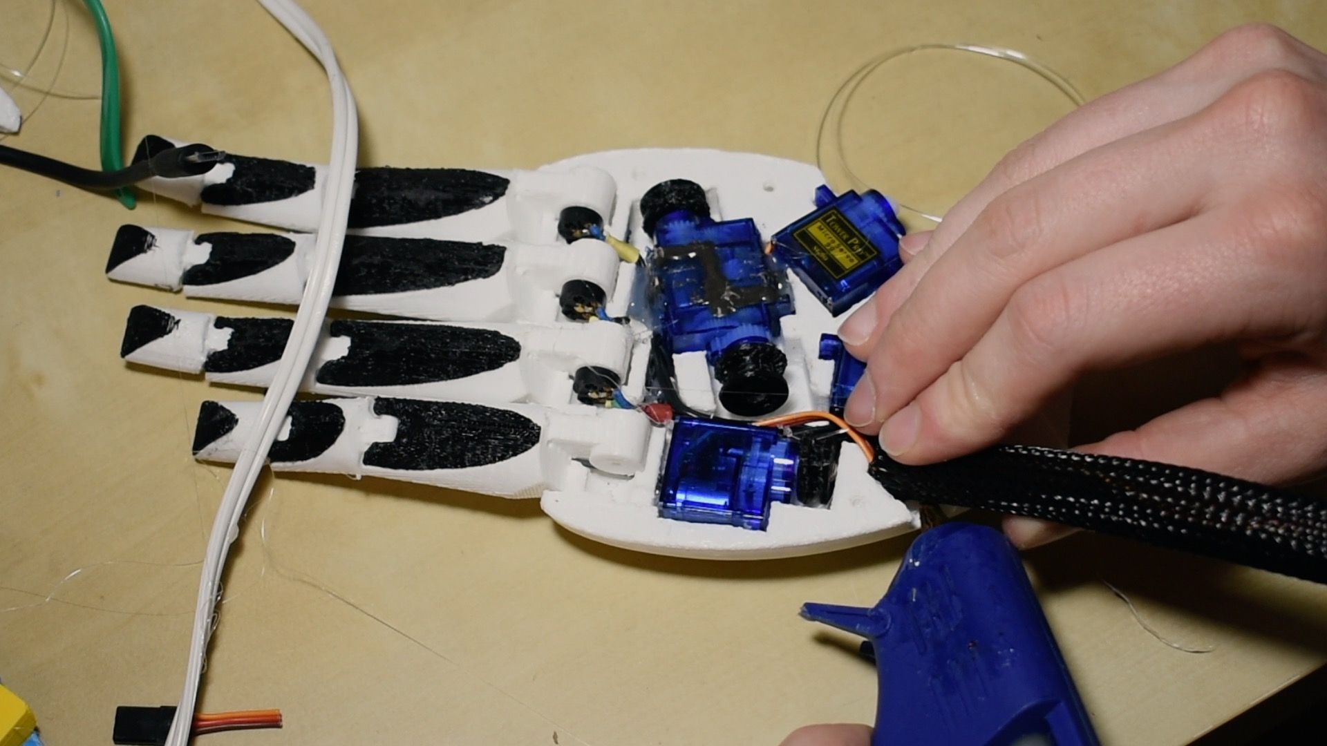 Robotic Arm 3D Printed (DIY Initial Prosthetic Prototype) : 12 Steps ...