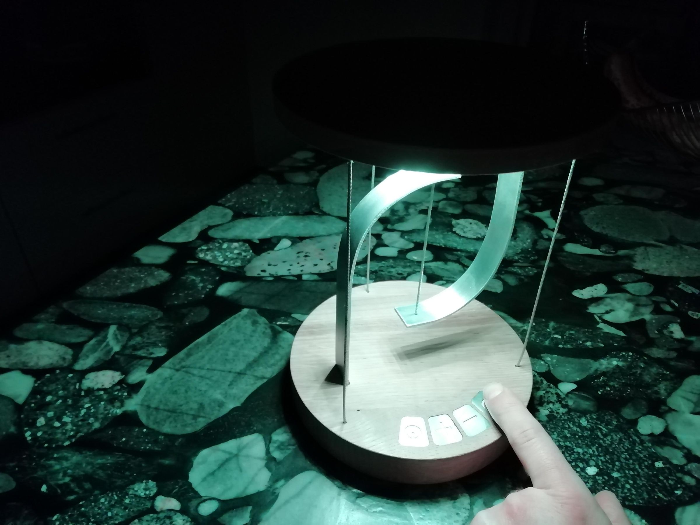 Modern Tensegrity Lamp : 14 Steps (with Pictures) - Instructables