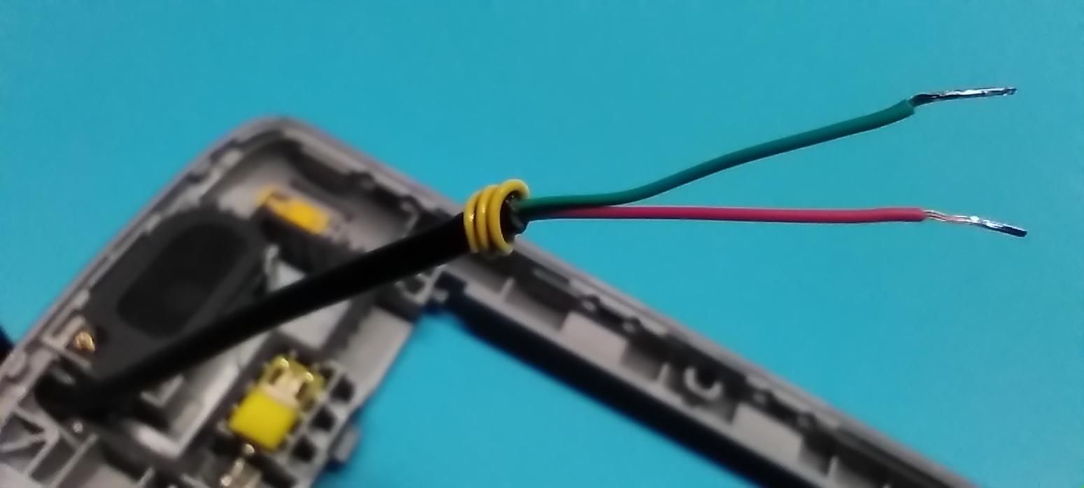Obsolete Cellphone Remotely Controlled Switch : 8 Steps - Instructables