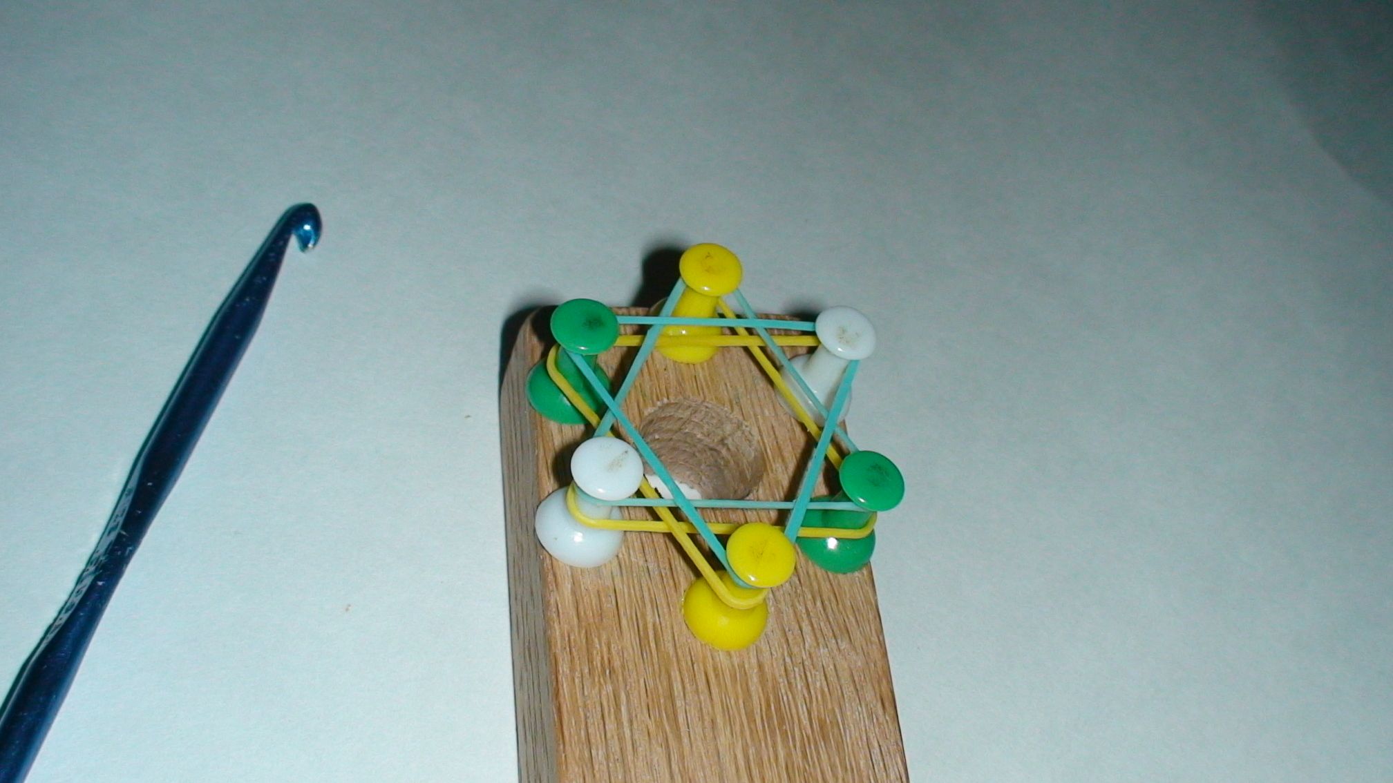 Easy to Make Rubber Band Loom and Bracelet : 9 Steps (with Pictures ...