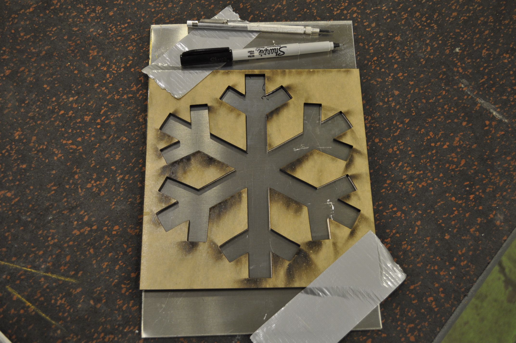 How to Make a Metal Snowflake : 9 Steps (with Pictures) - Instructables