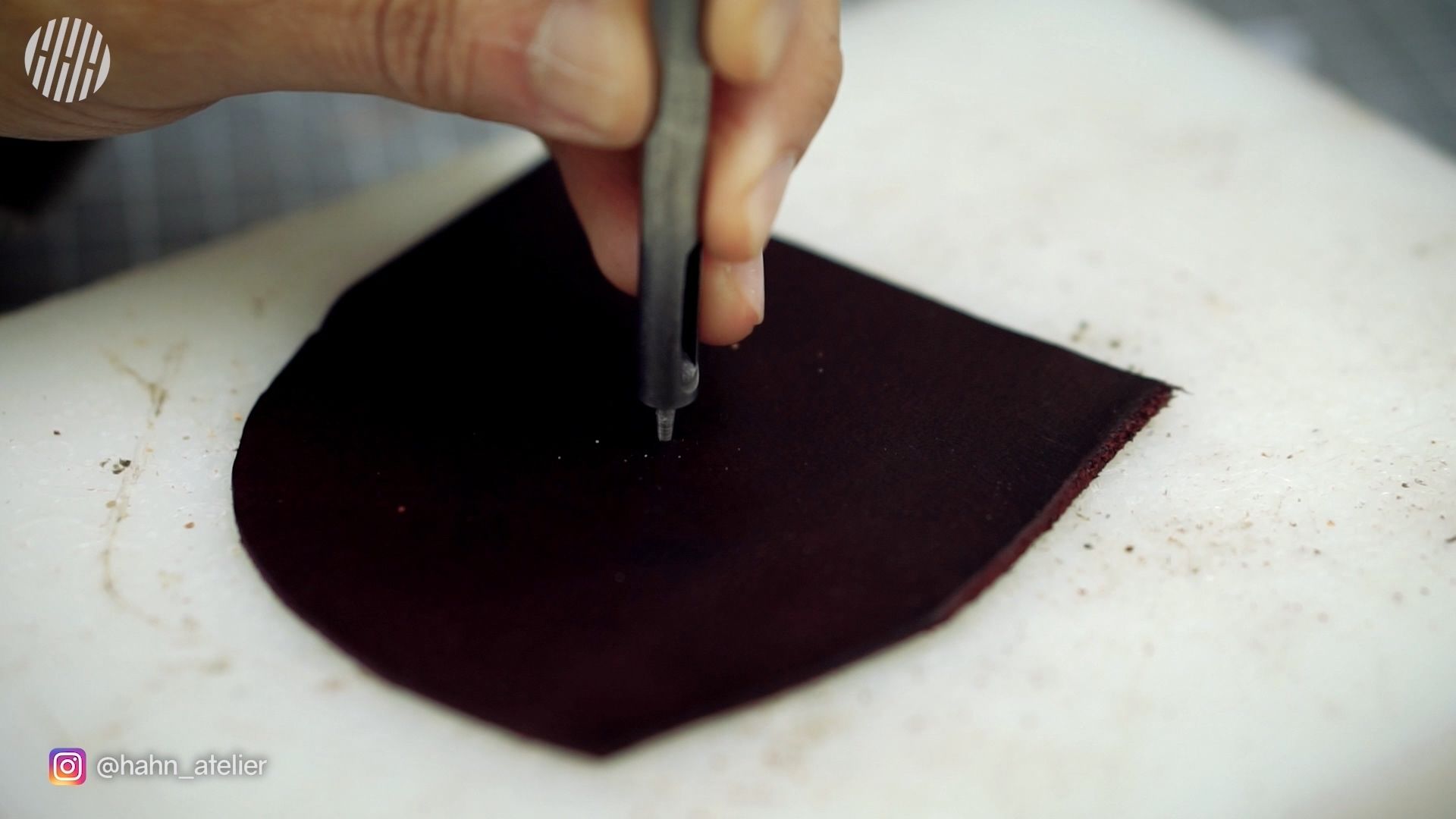 Pocket Watch Leather Case : 19 Steps (with Pictures) - Instructables