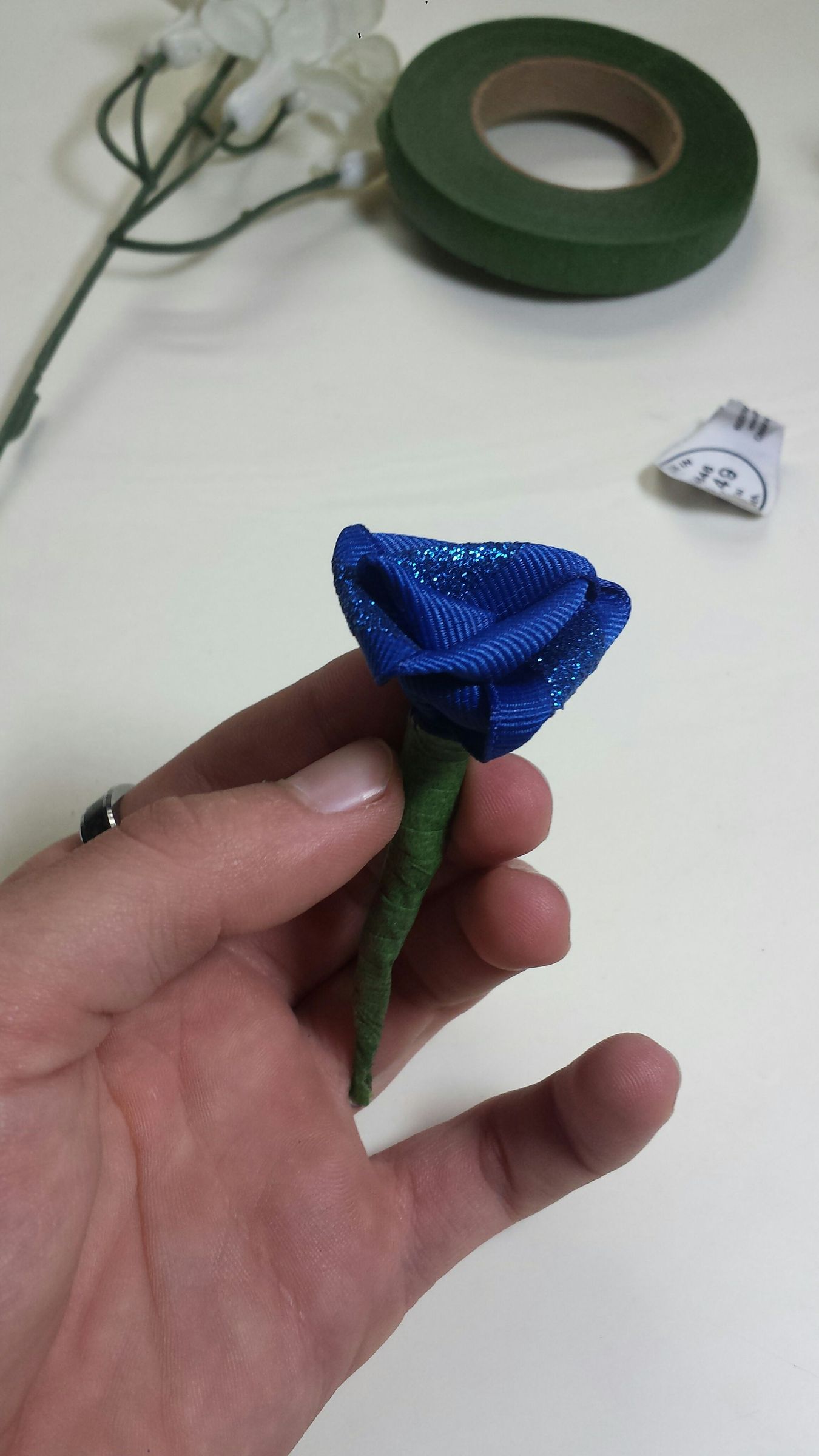 Corsage and Boutonniere : 8 Steps (with Pictures) - Instructables