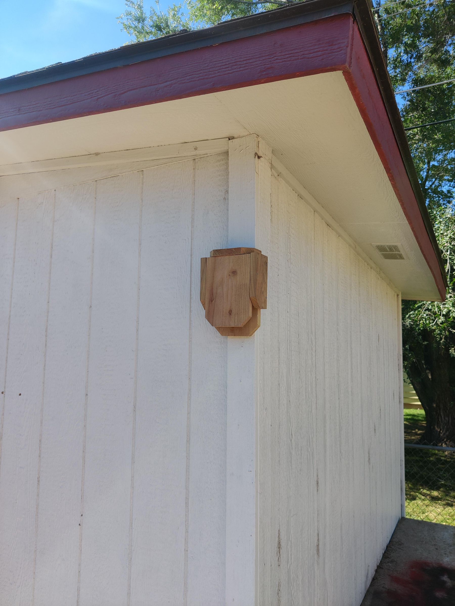 Cedar Fence Bat House : 6 Steps - Instructables