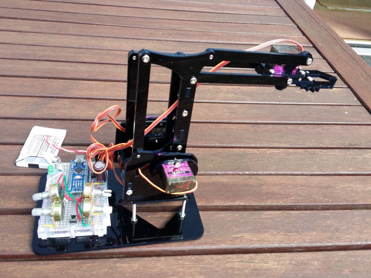 4 DOF Mechanical Arm Robot Controlled by Arduino : 7 Steps - Instructables