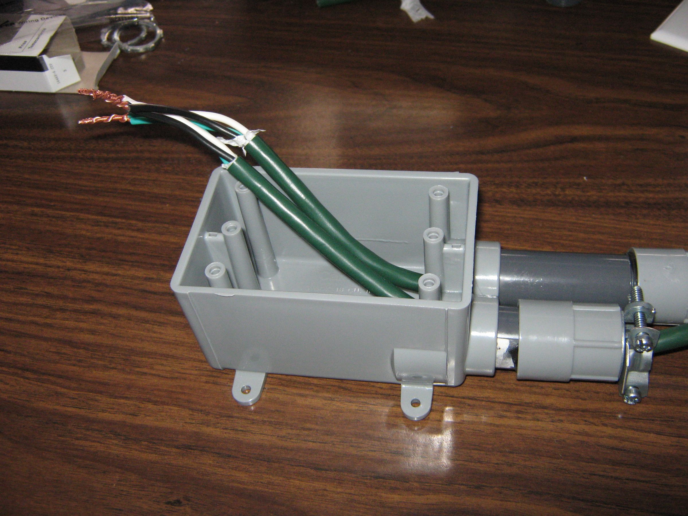 Creating a Redundant Outlet : 3 Steps - Instructables