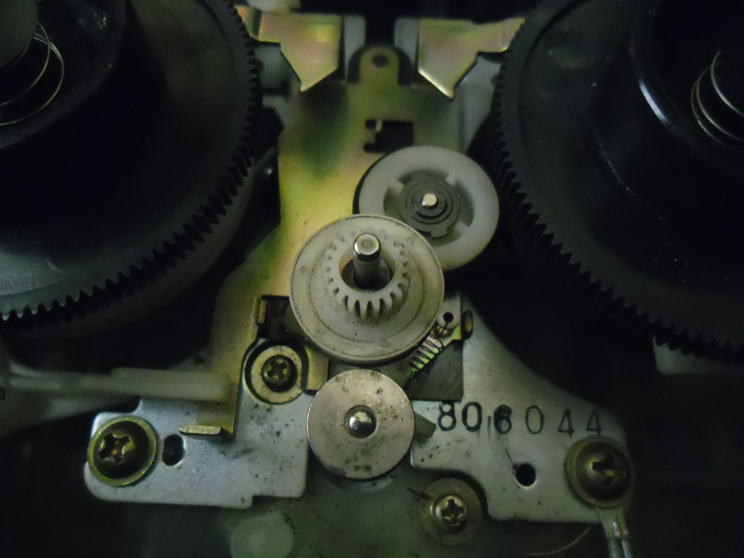 How to Fix a VCR for Nothing! : 6 Steps - Instructables