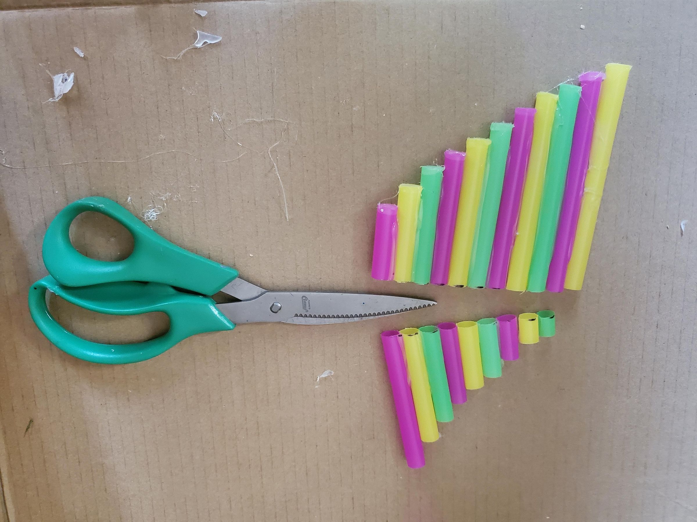 DIY Rainbow Pan Pipes Made of Straws : 5 Steps - Instructables