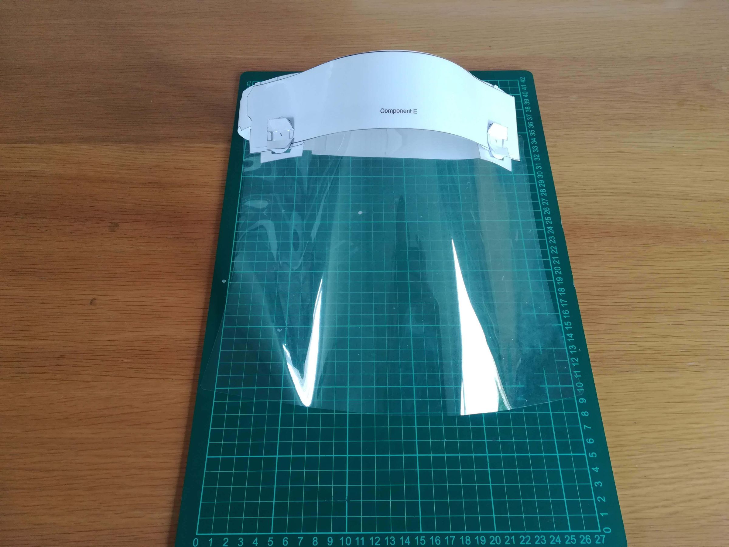 DIY Face Shield - Emergency PPE Made Using an A4 Printer and Laminator ...