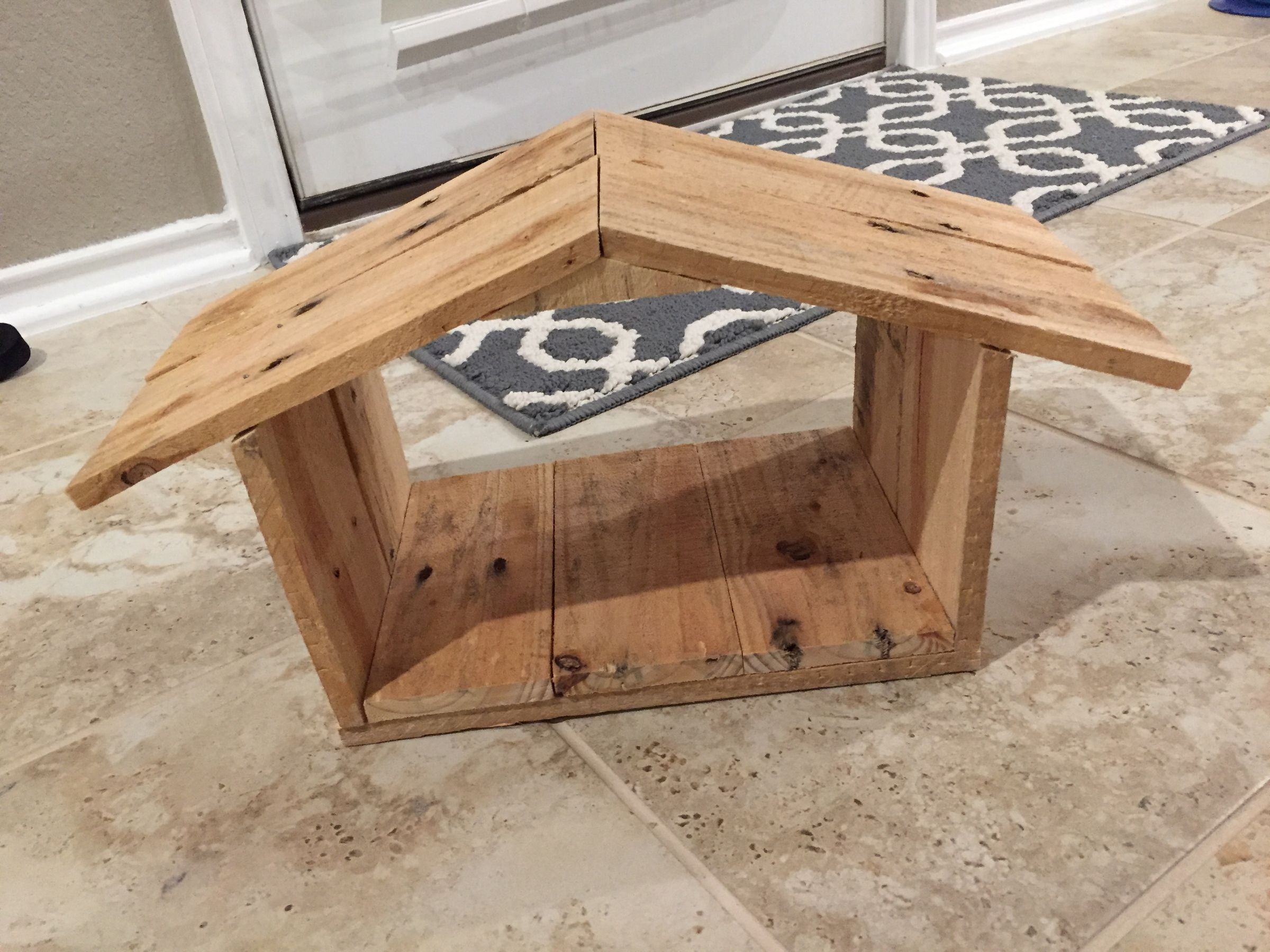 Pallet Nativity Stable : 8 Steps (with Pictures) - Instructables