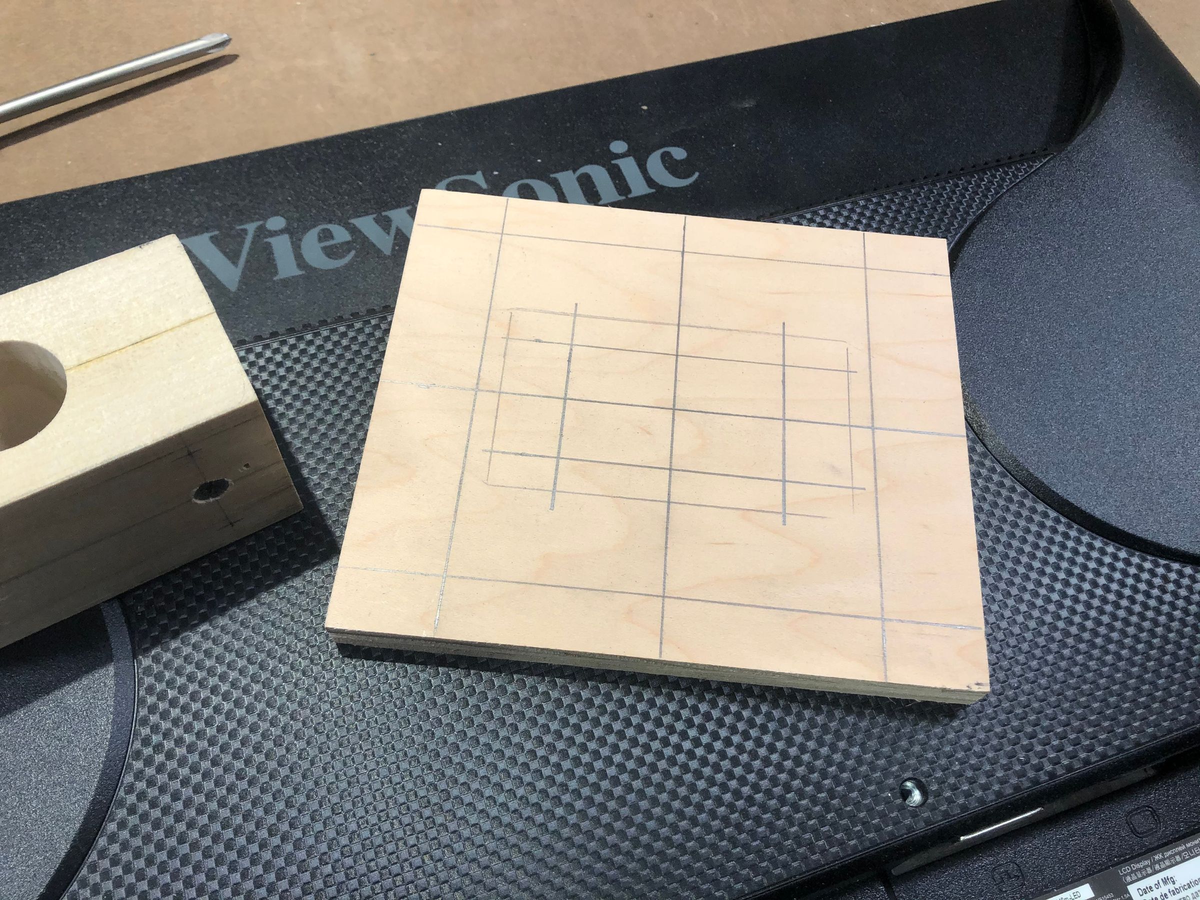 Wooden Adjustable Height Monitor Stand : 8 Steps (with Pictures ...