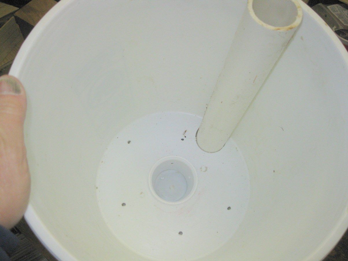 Self-watering Bucket Planter : 6 Steps (with Pictures) - Instructables