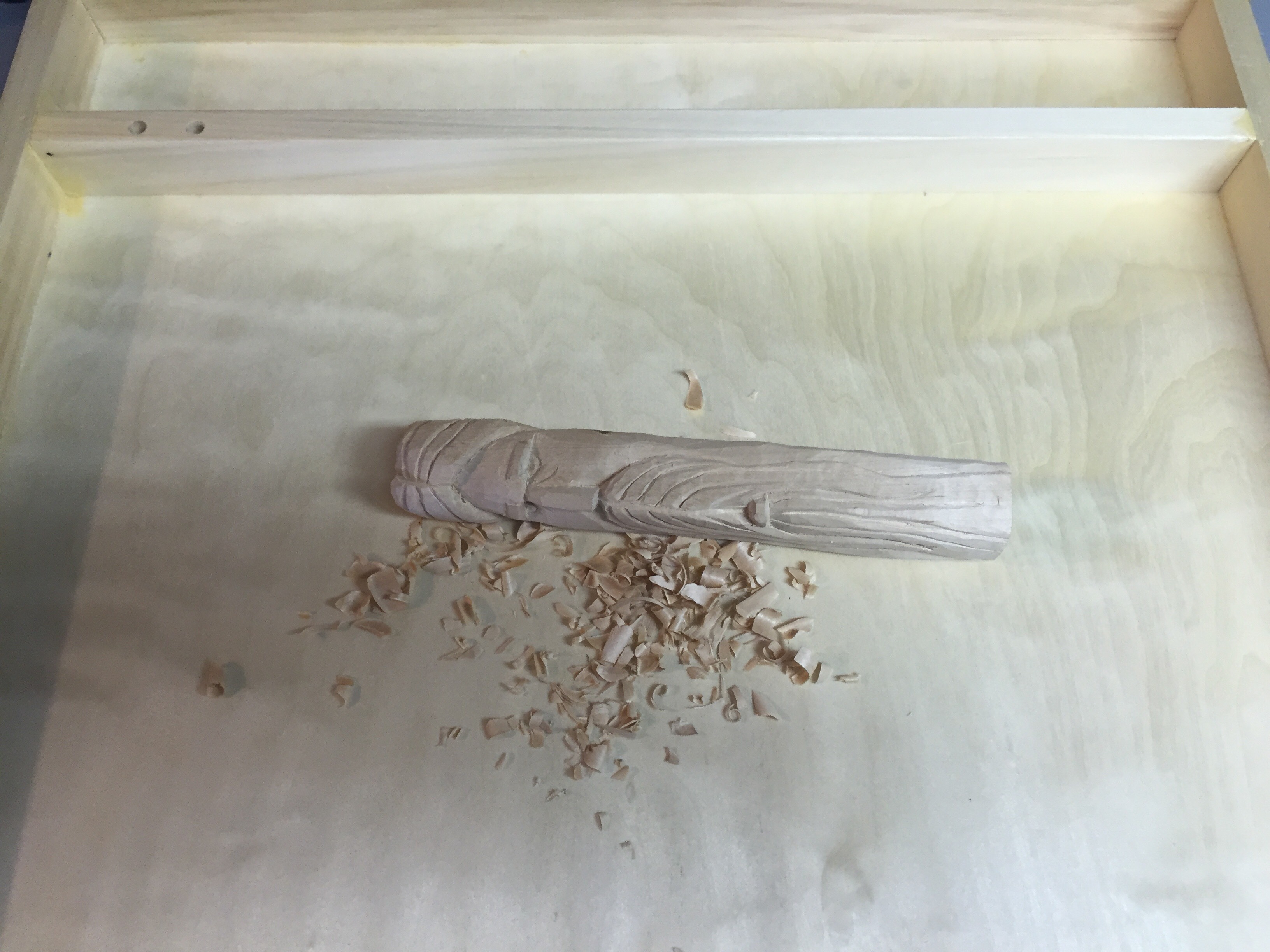 Carvers Lap Table : 12 Steps - Instructables