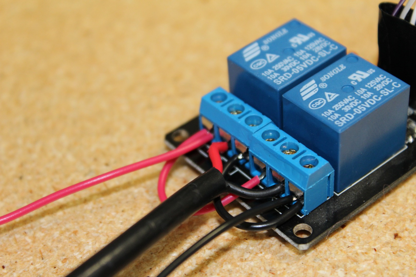 Using Relay Boards to Control Linear Actuators : 5 Steps - Instructables