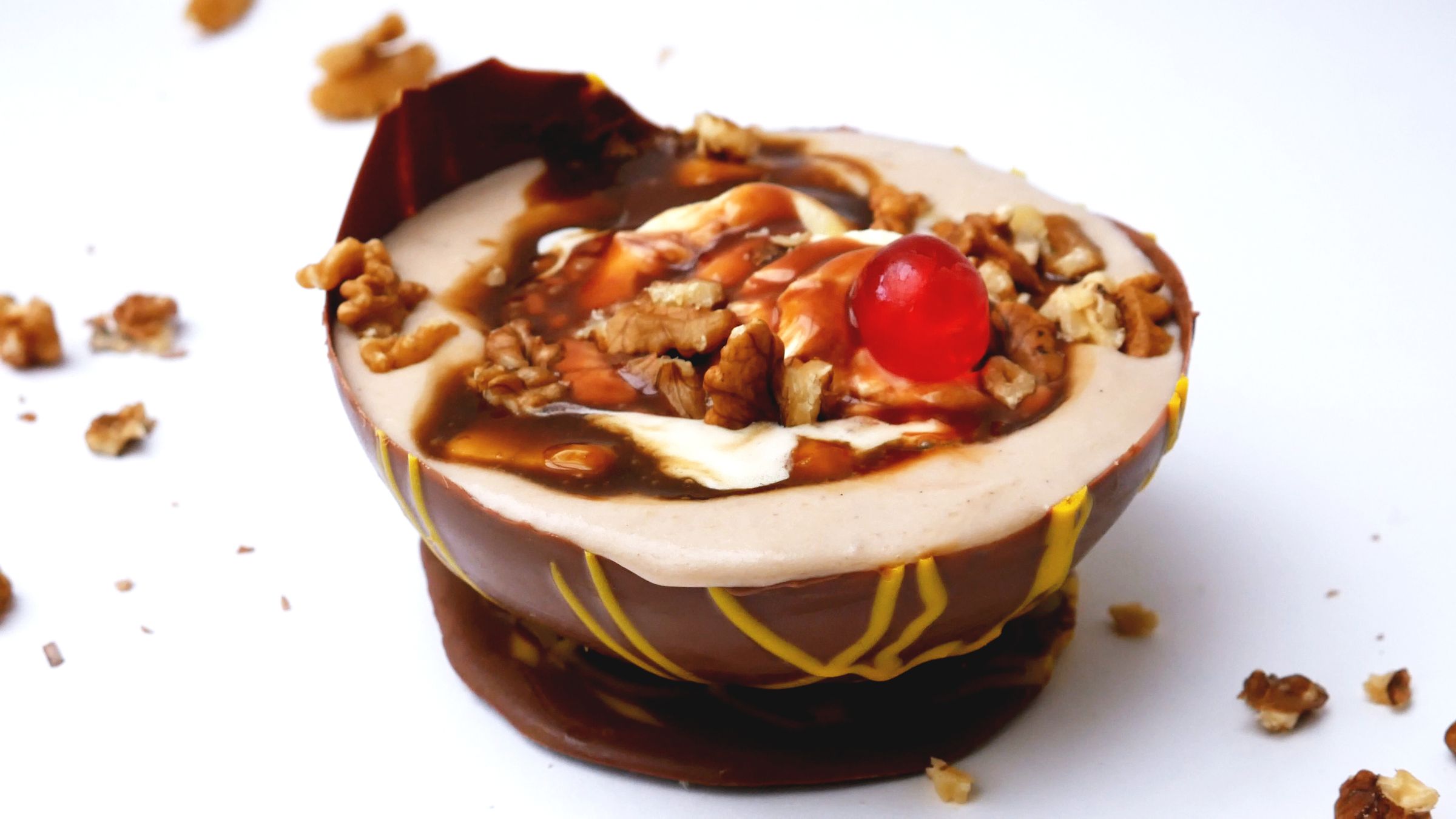 BANOFFEE BANANA SPLIT PUDDING IN CHOCOLATE BALLOON BOWLS : 5 Steps ...