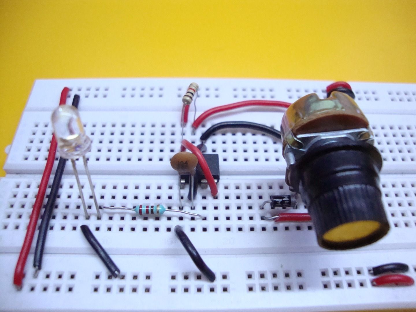 10 Breadboard Projects for Beginners : 17 Steps (with Pictures ...