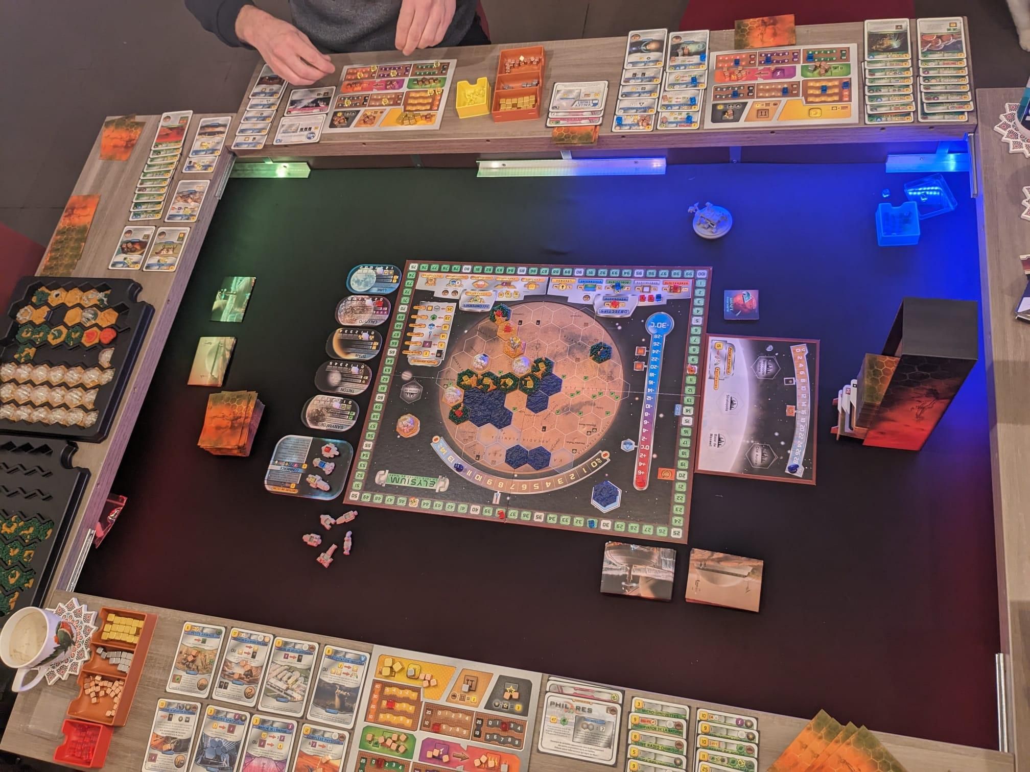 Convertible Board Game Table : 5 Steps (with Pictures) - Instructables