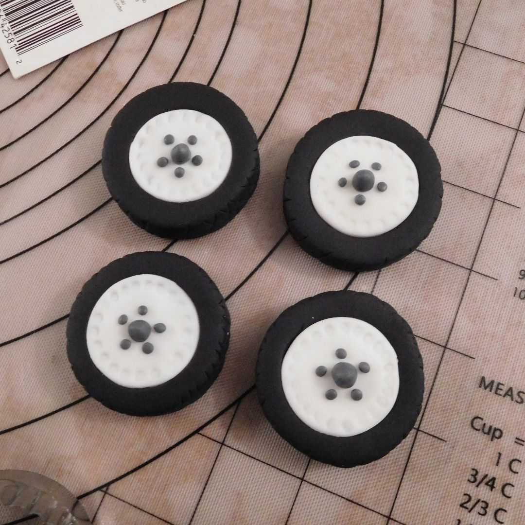 Trans Am Cake W/ Working Headlights : 5 Steps (with Pictures ...