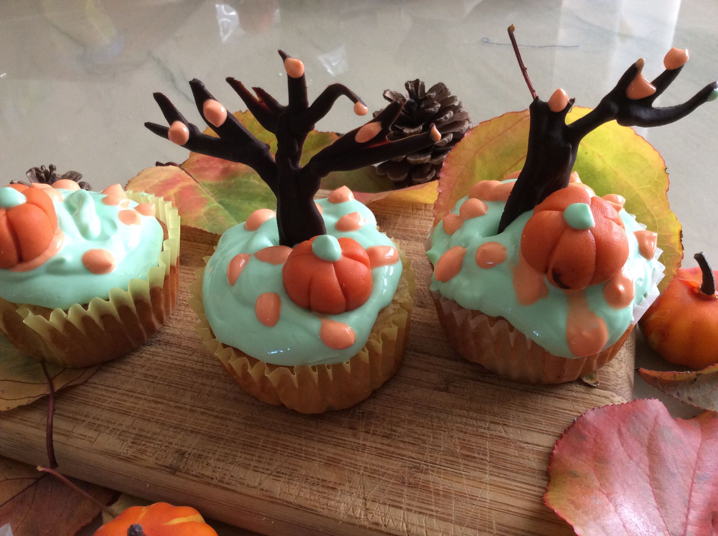 Autumn Cupcakes Kids
