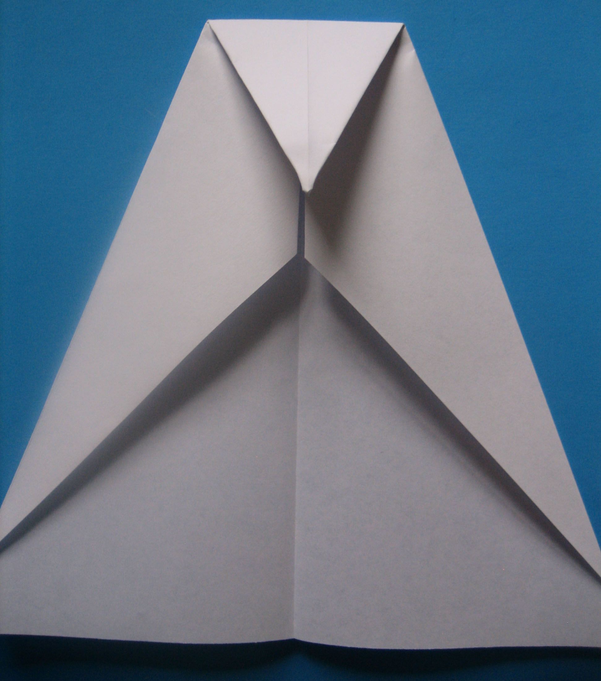 World's Best Paper Airplane (The Eagle Eye) : 9 Steps - Instructables