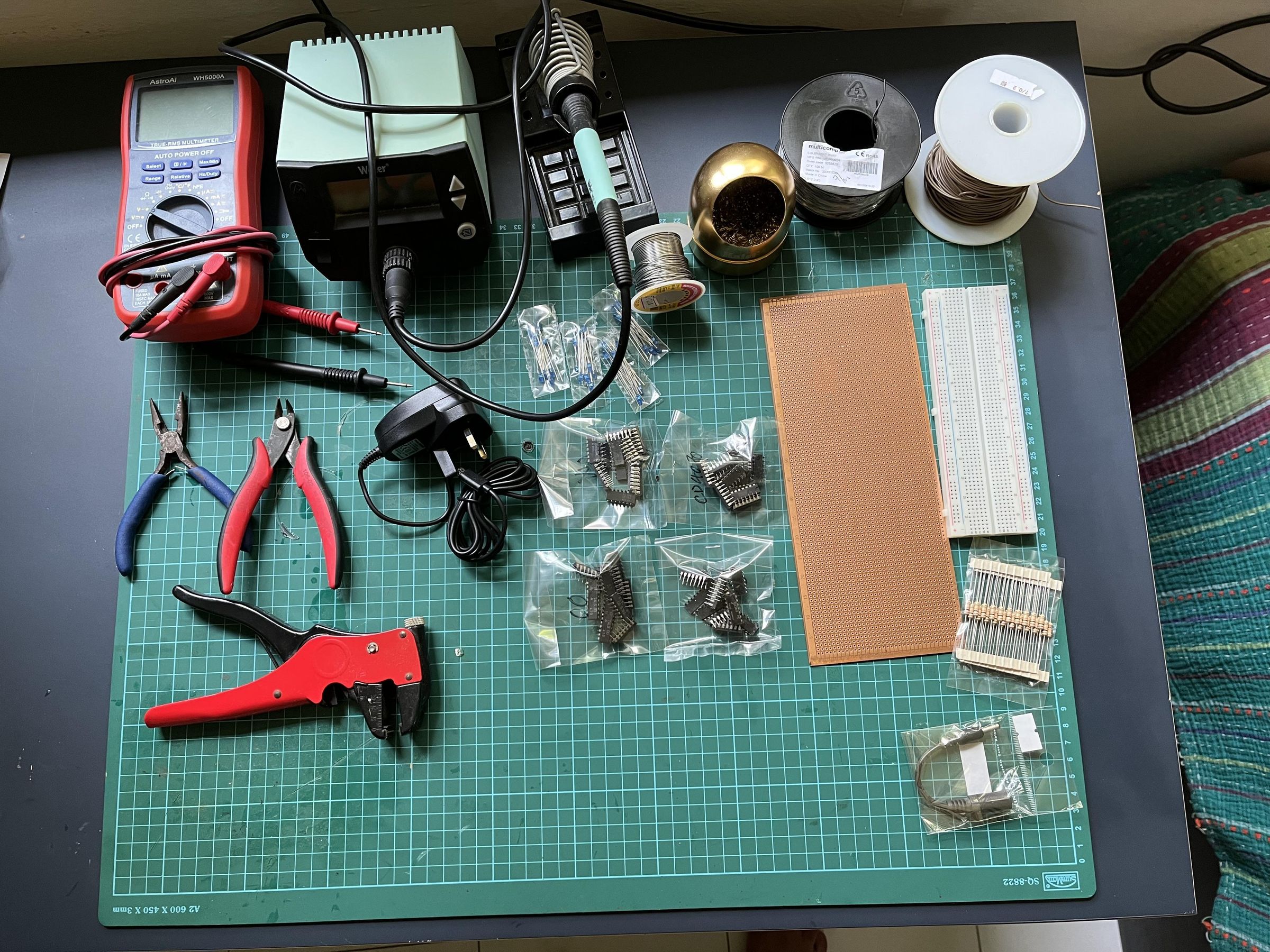 8-bit ALU (Arithmetic Logic Unit) : 8 Steps (with Pictures) - Instructables