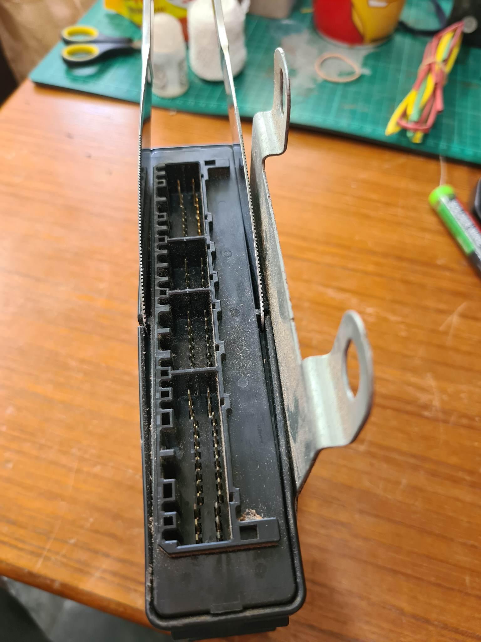 Mitsubishi CE Lancer/Mirage ECU Reflash Adaptor : 4 Steps - Instructables