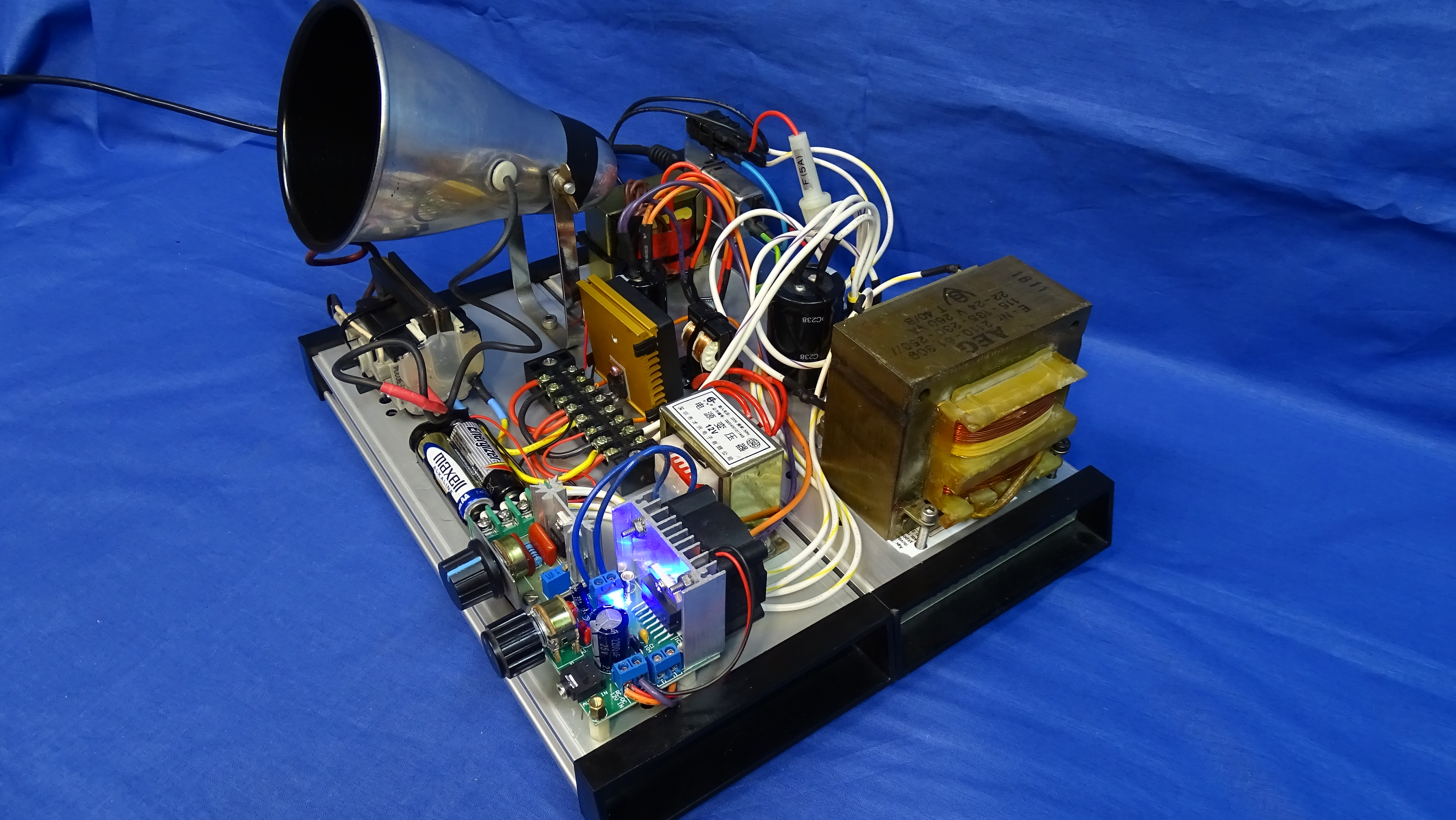 PLASMA SPEAKER (with Pictures) - Instructables