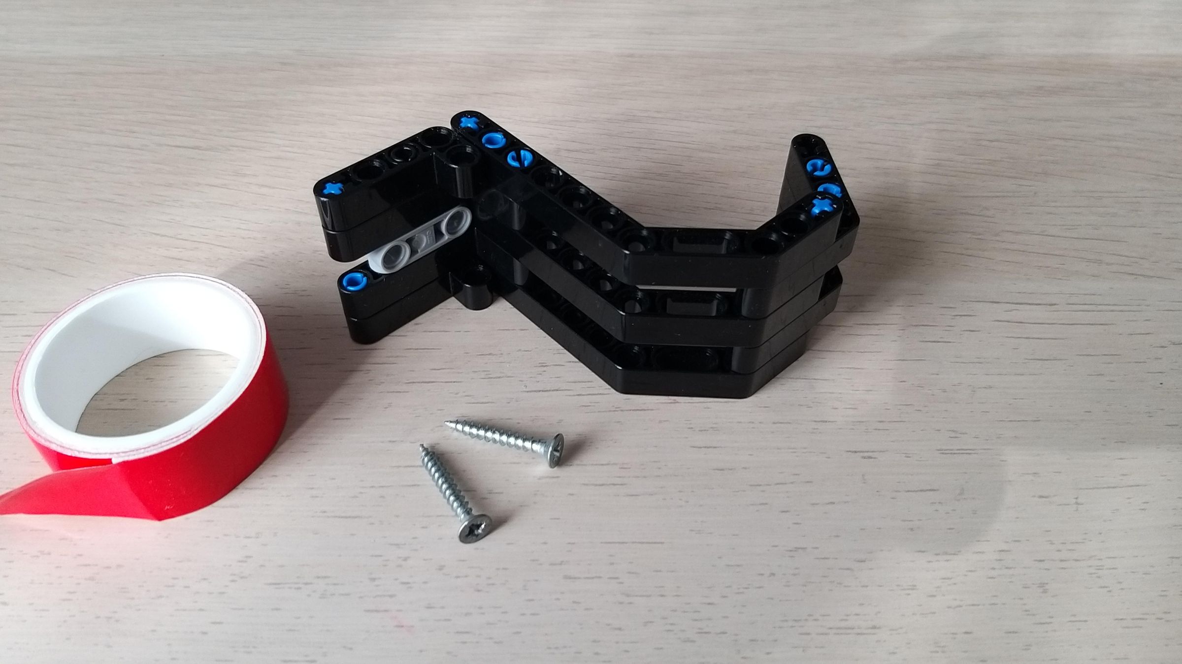 Lego Headphone Holder : 4 Steps - Instructables