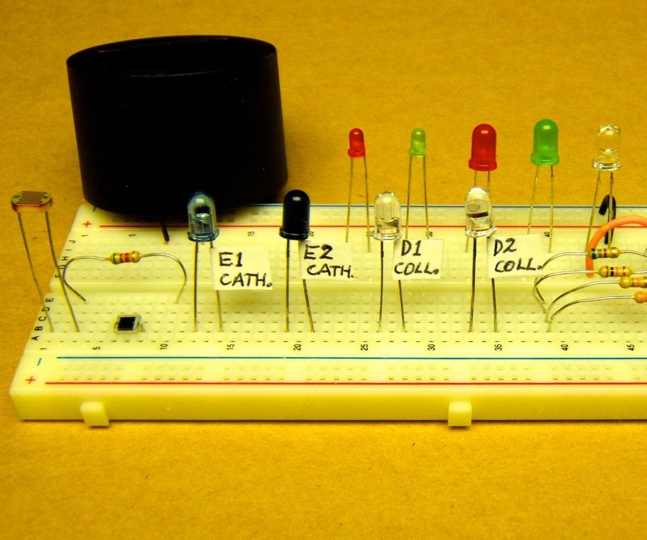 Tests of LED and Various Light Sensors : 8 Steps - Instructables