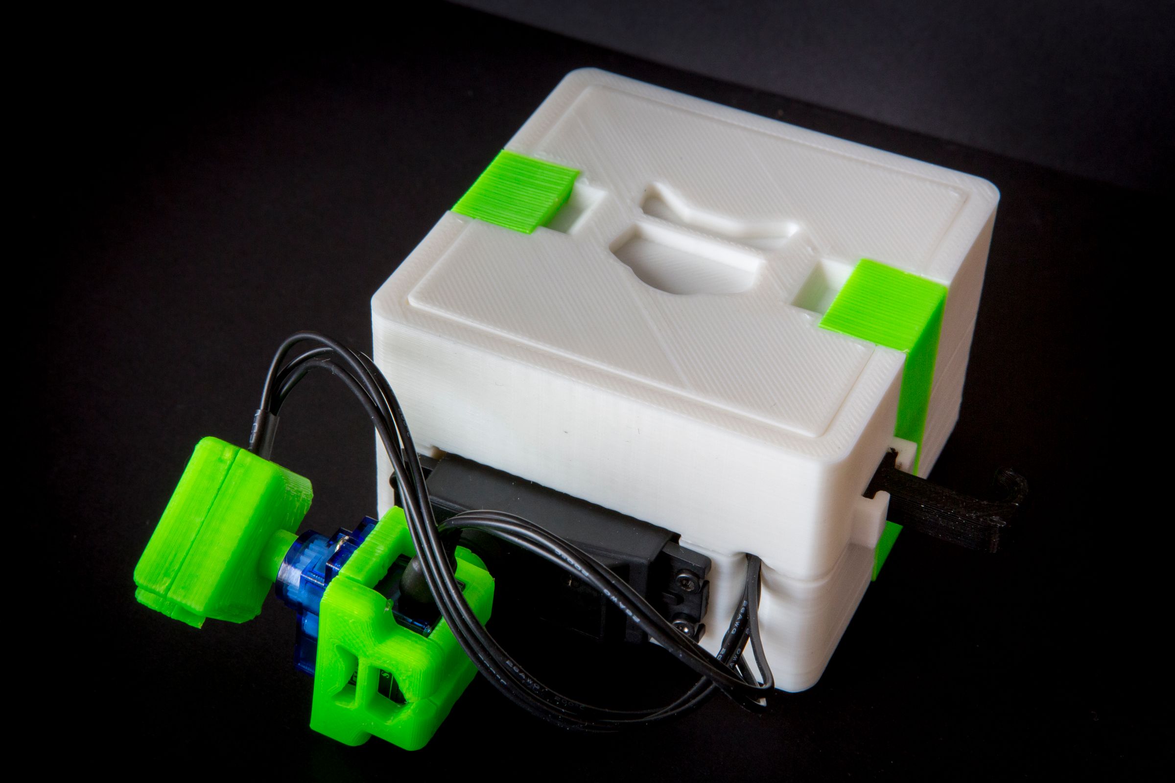 CheetahBeam - a DIY Automatic Cat Laser Toy : 8 Steps (with Pictures ...