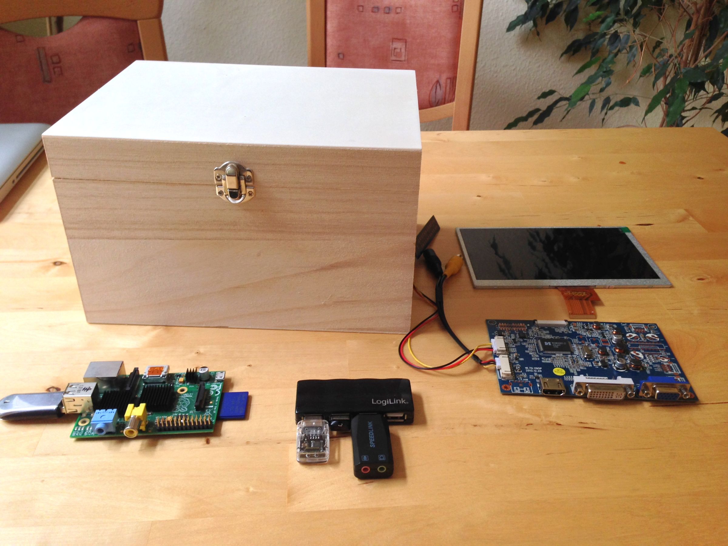 Raspbmc Mediabox Steampunk Style : 5 Steps (with Pictures) - Instructables