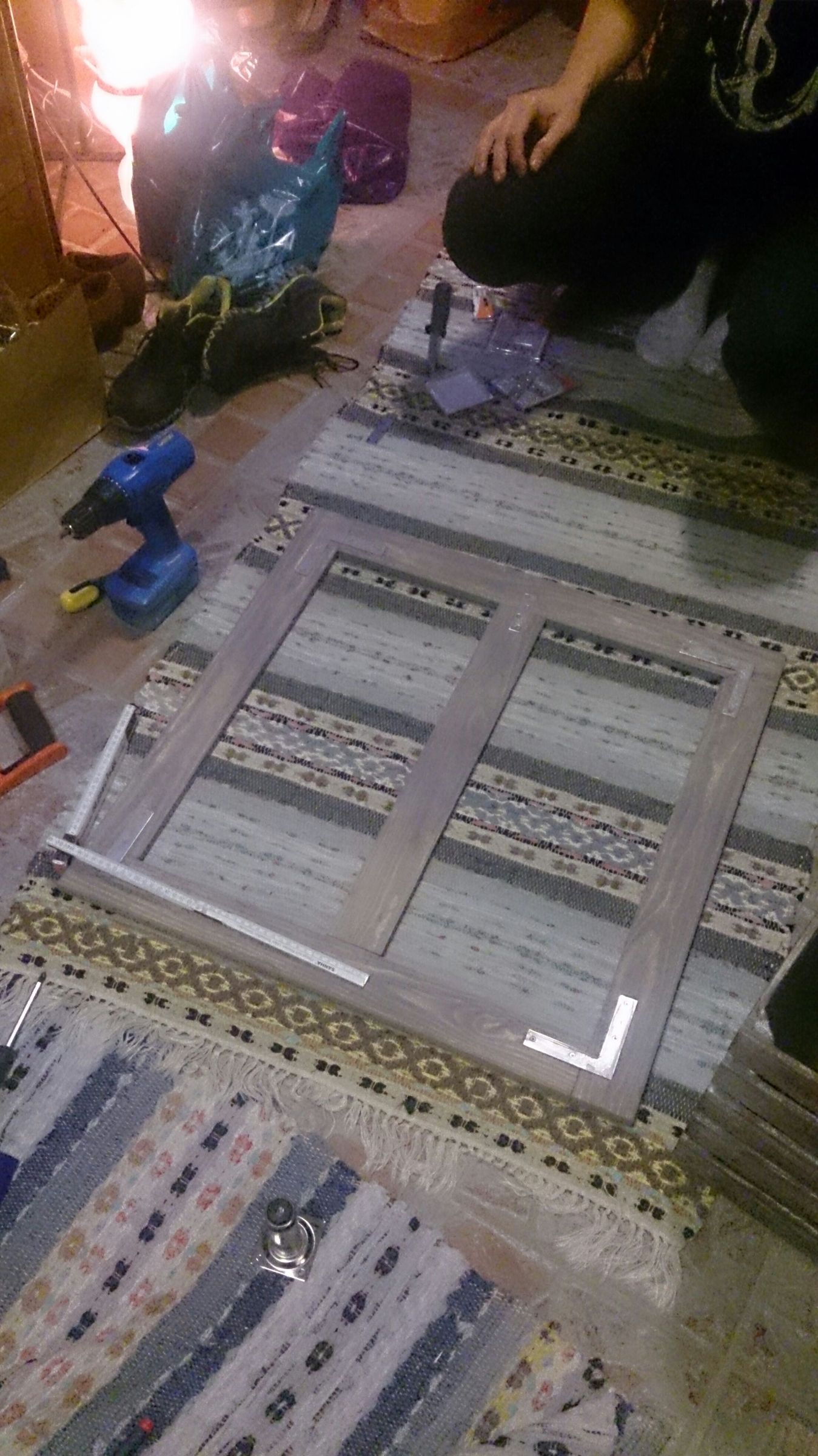 Apple Crate Coffee Table : 8 Steps (with Pictures) - Instructables