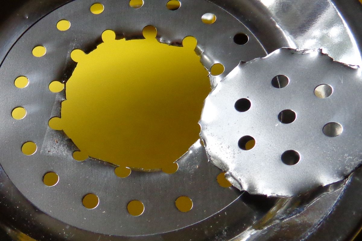 Colander Effect Lamp Using a Magnifying Glass : 10 Steps - Instructables