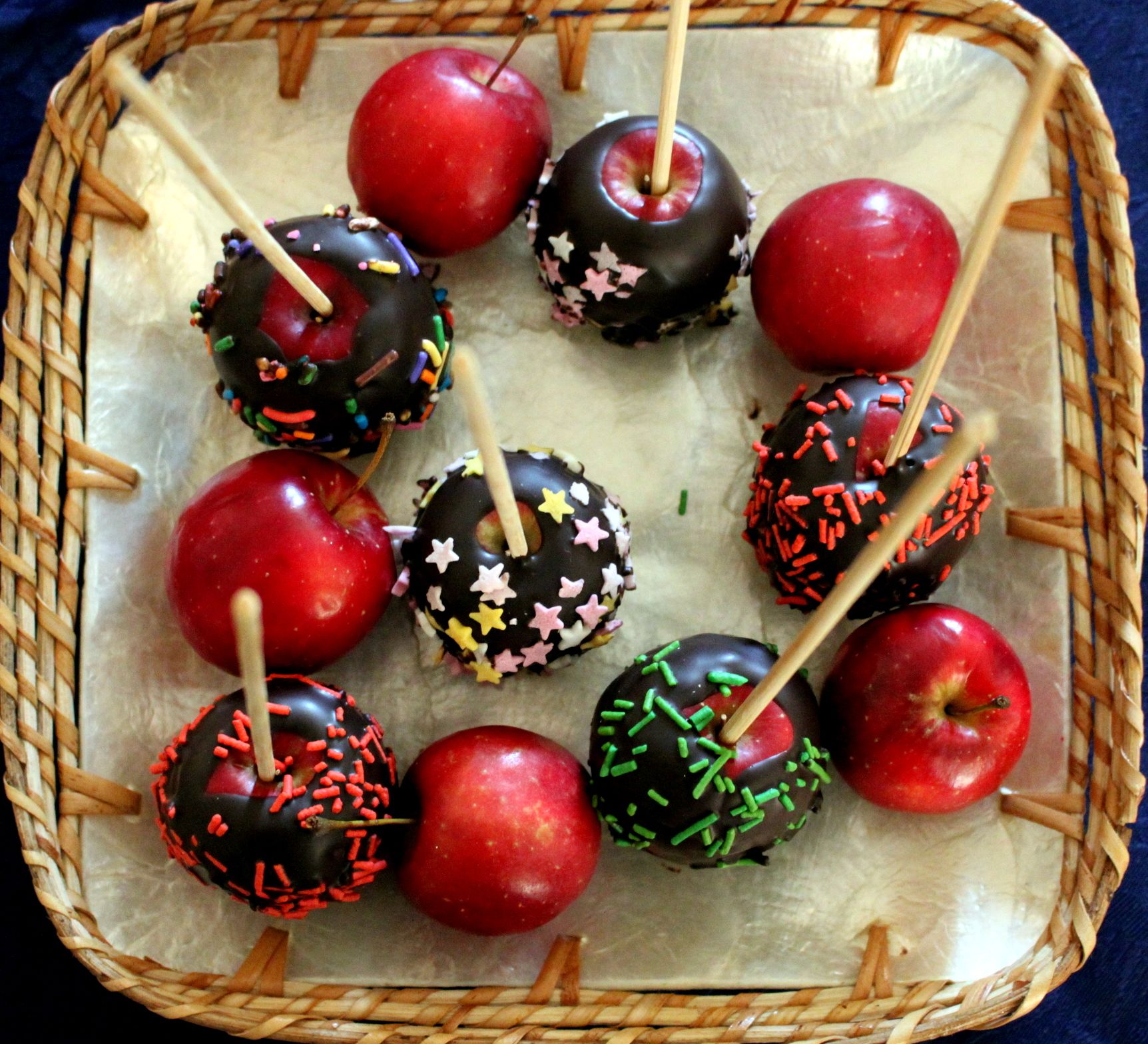 Chocolate Mini Apples : 5 Steps (with Pictures) - Instructables