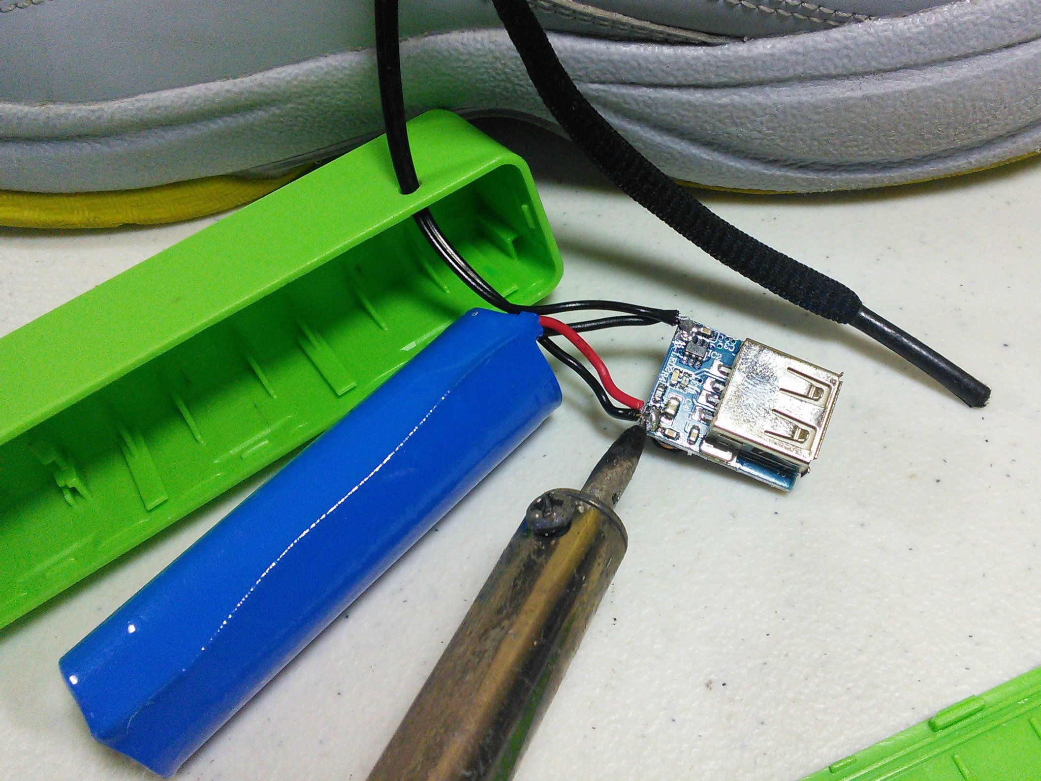 Electricity Generating Footwear - Generate Electricity by Walking ...