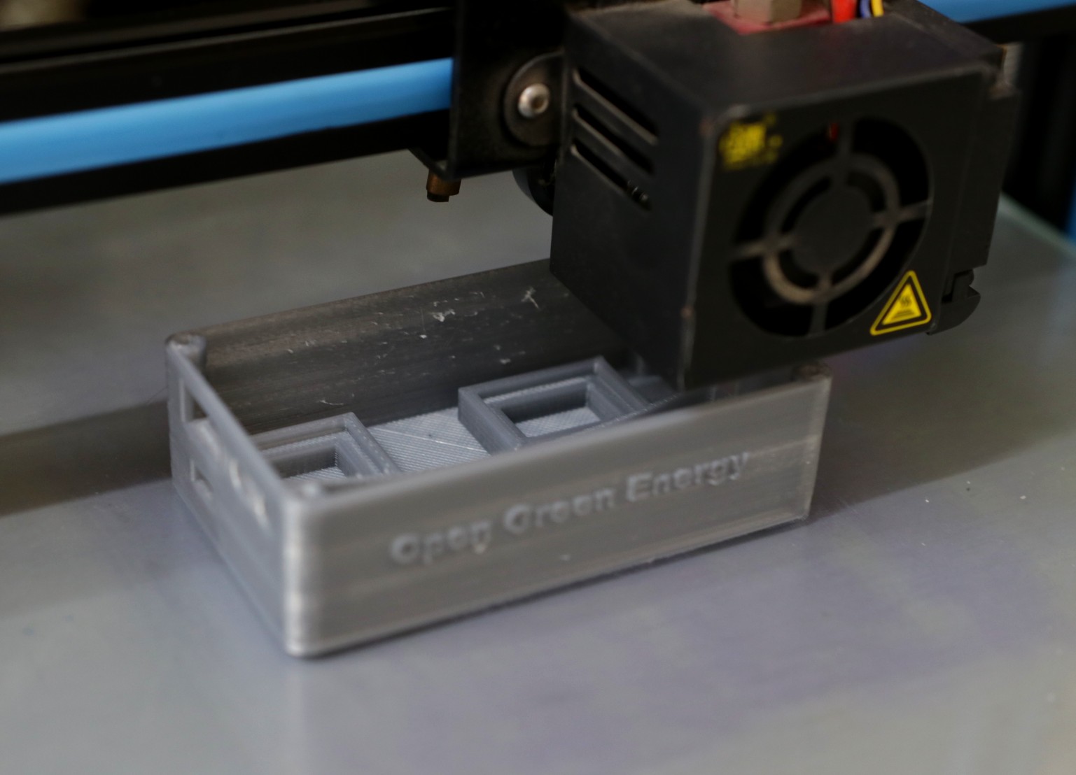 DIY Mini UPS for WiFi Router / Modem : 12 Steps (with Pictures ...