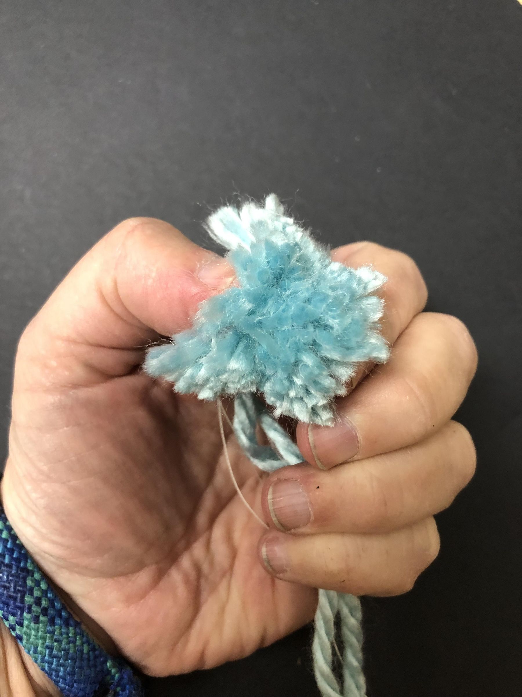 Fluffy Friends Poof Ball : 14 Steps (with Pictures) - Instructables