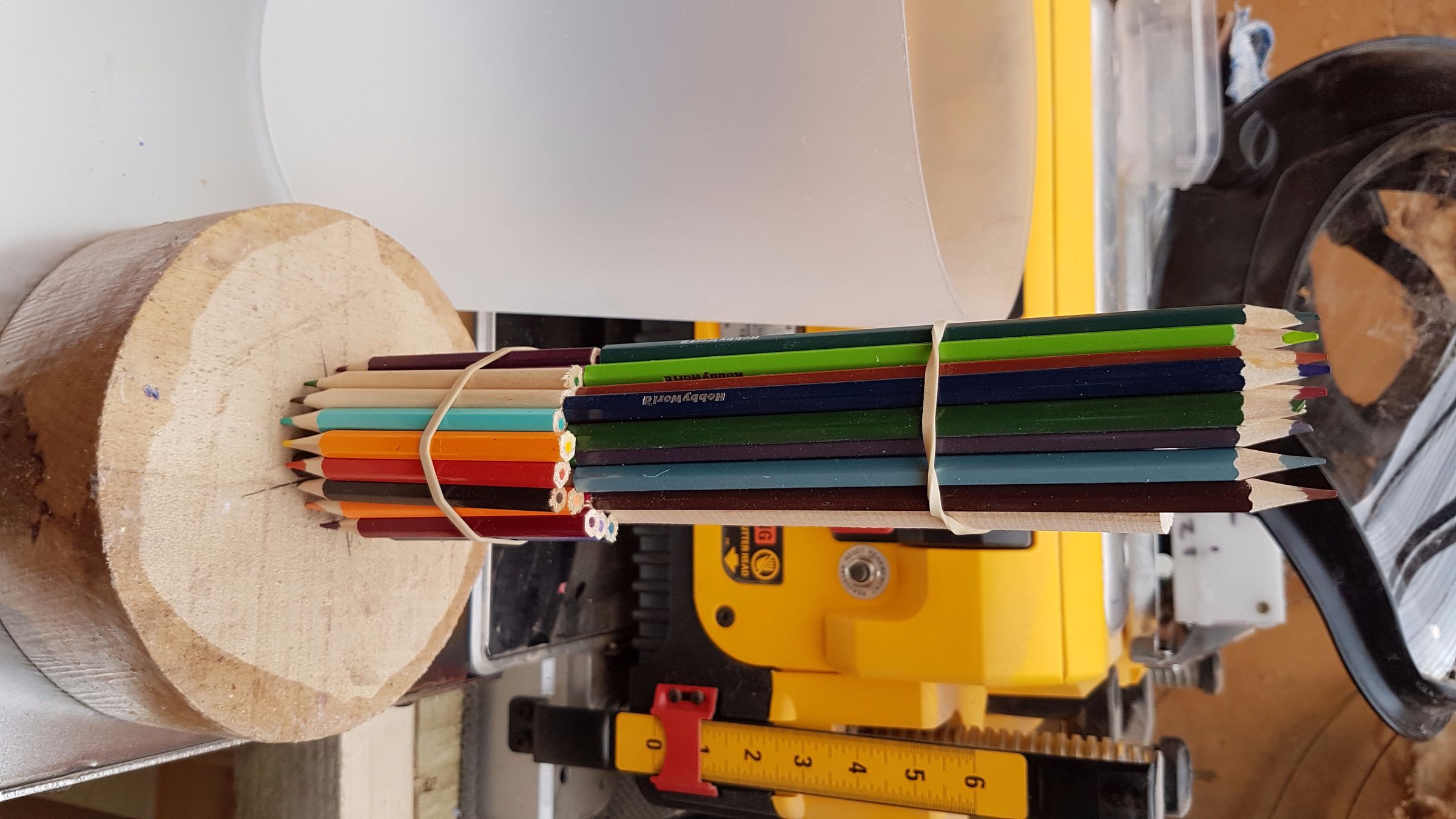 Colour Pencil Lamp : 6 Steps (with Pictures) - Instructables