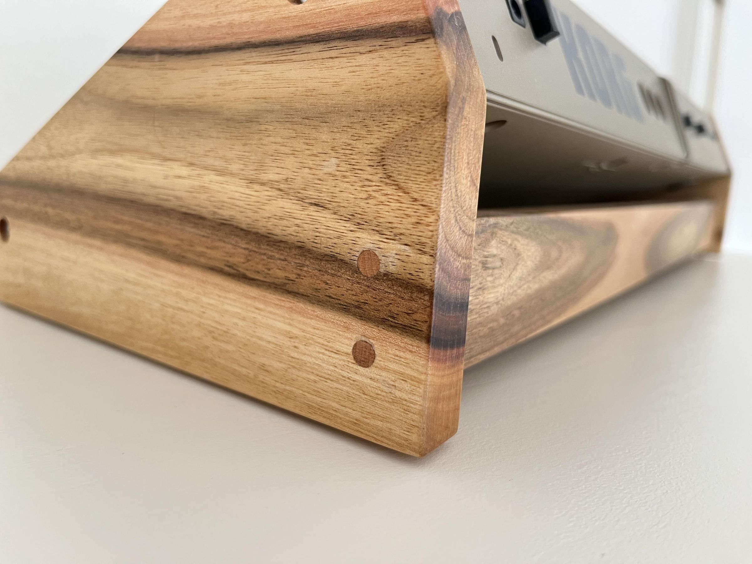 KORG MicroKORG "raised Stand" (Chassis) With SVG Templates : 5 Steps ...