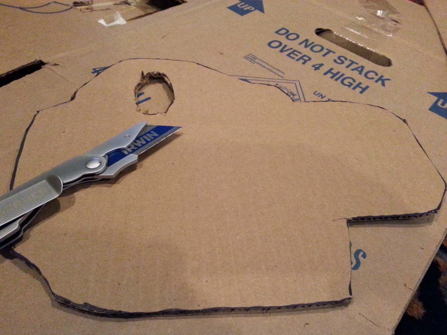 Cardboard Wrist Immobilization Brace : 7 Steps - Instructables