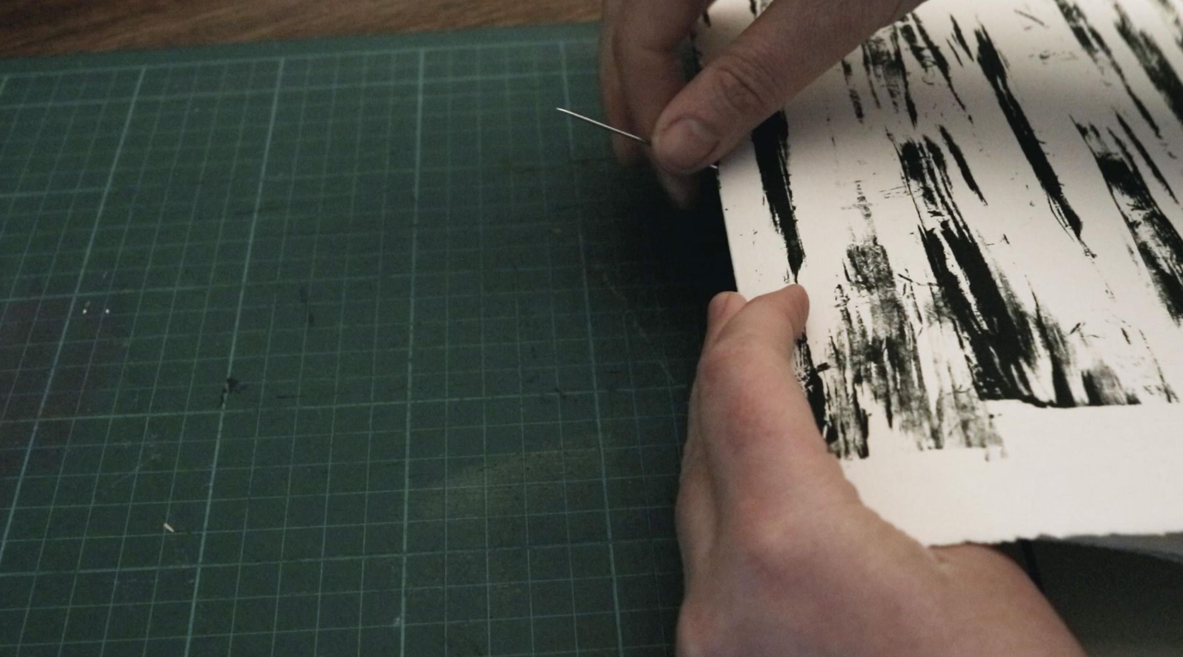 Make a Pamphlet Stitch Sketchbook : 8 Steps (with Pictures) - Instructables