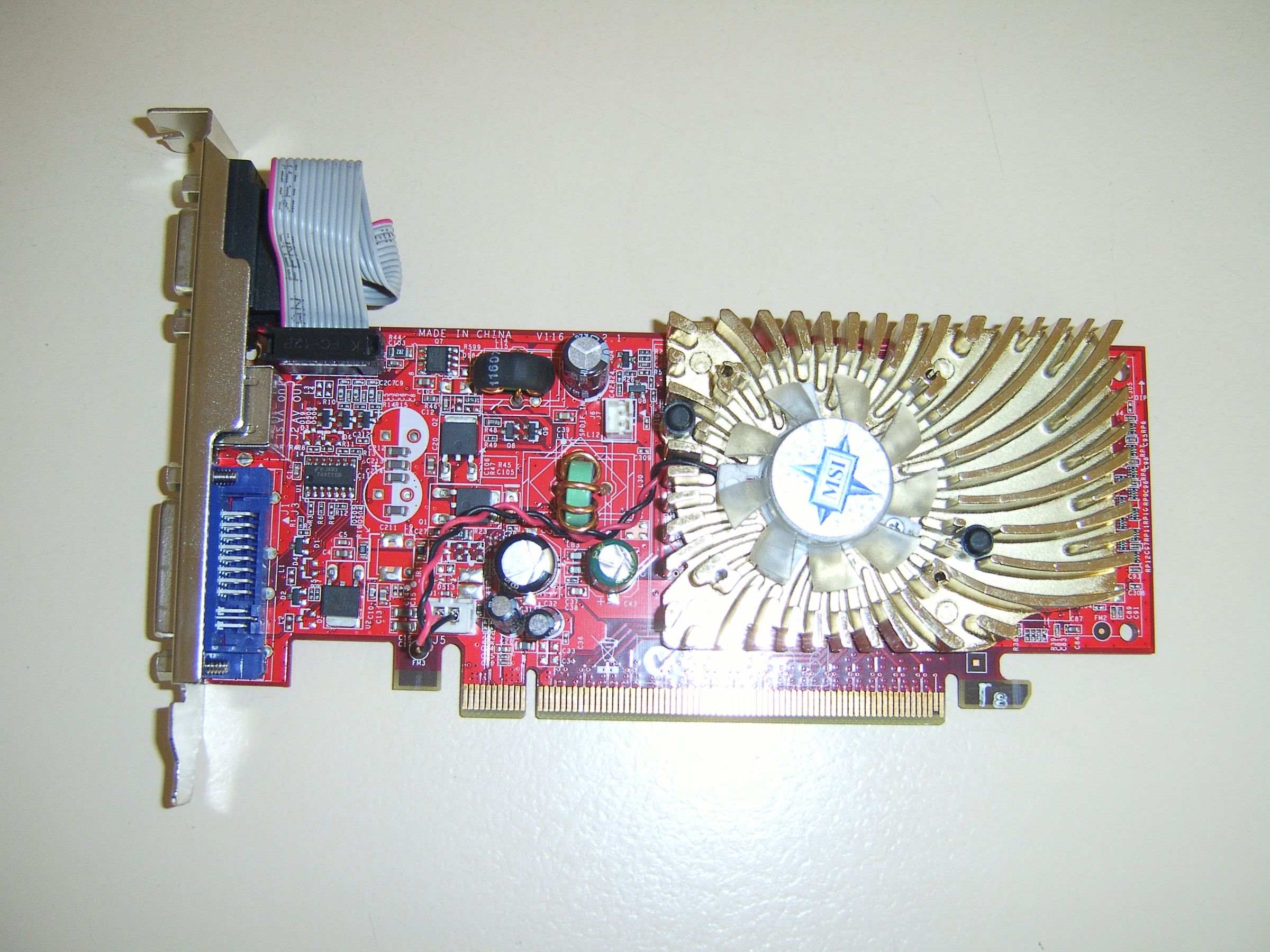 Running 3 Monitors by Installing Second PCI Express Card : 4 Steps ...