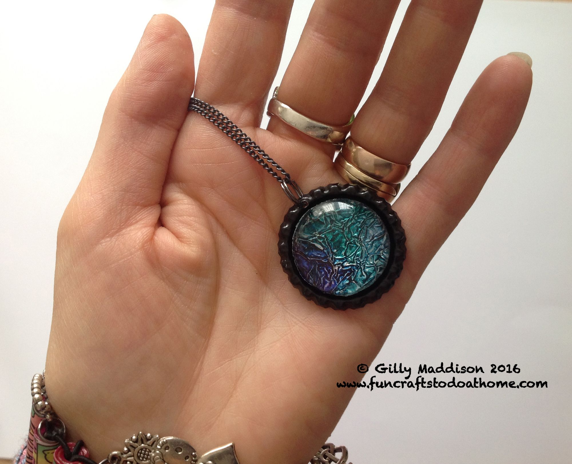Beautiful, Unique Alcohol Ink Pendants - Instructables
